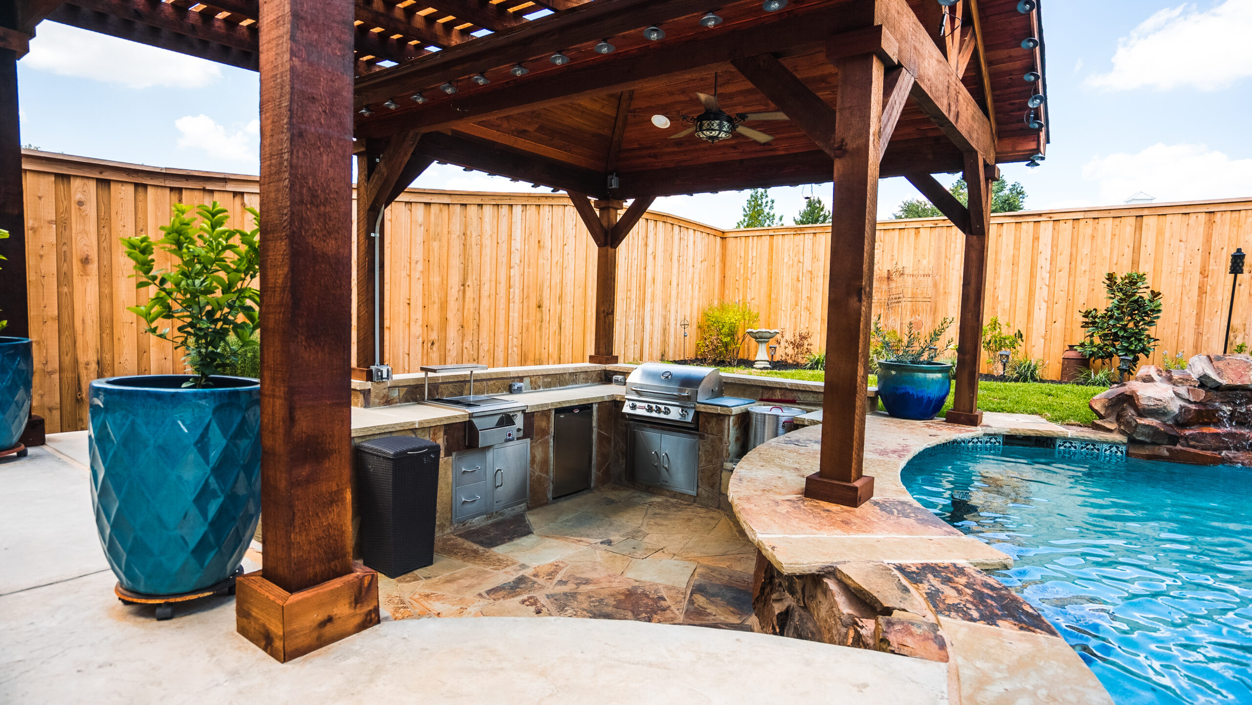 Pool and Outdoor Kitchen Design Considerations