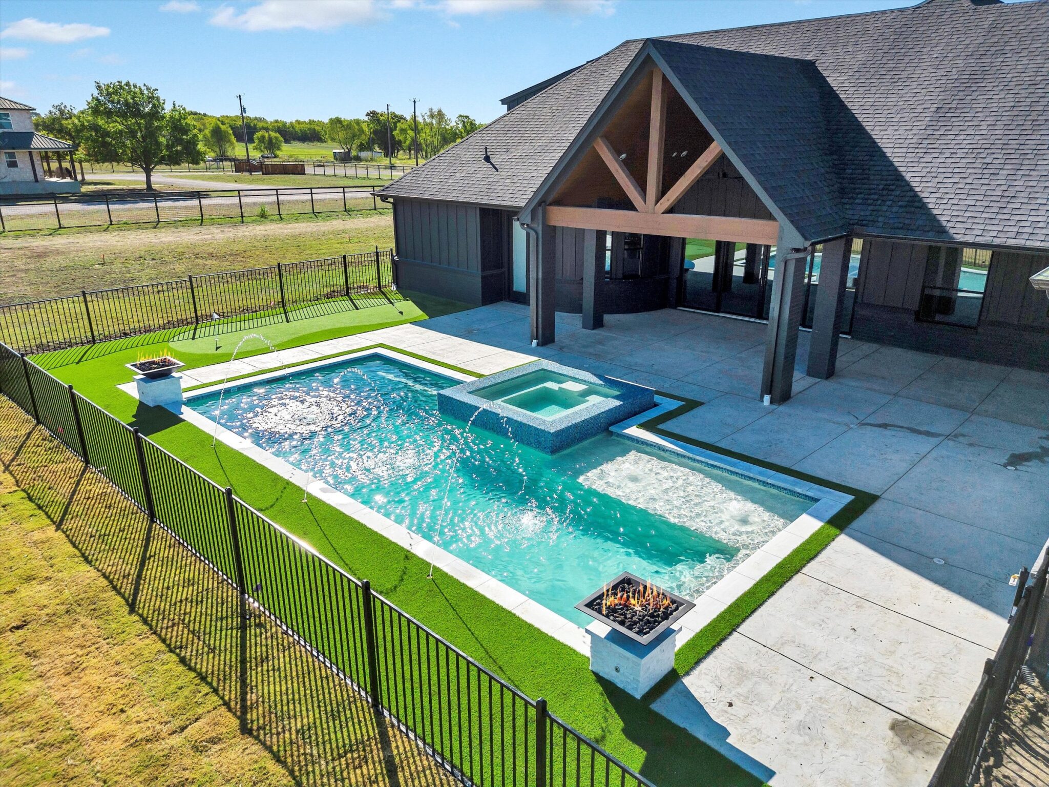 Emerald Custom Pools & Patios | Building Backyard Paradises in Dallas ...